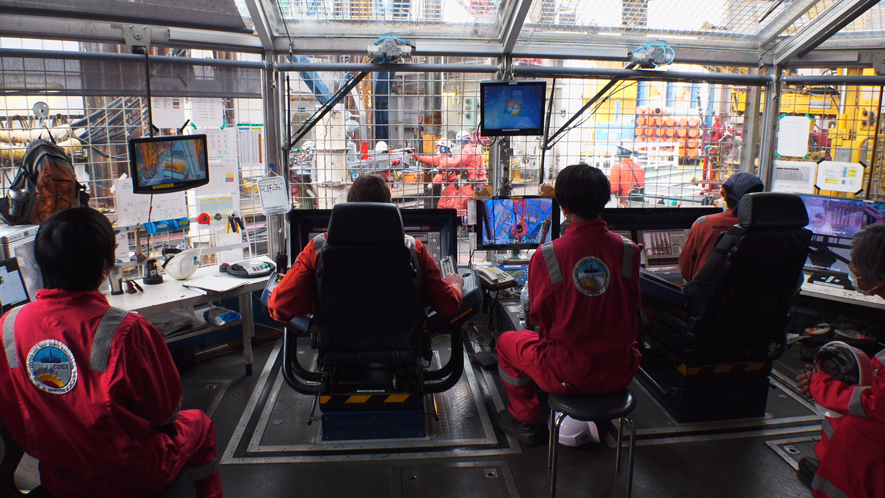 革新SIP・5年間の活動年表＜戦略的イノベーション創造プログラム 革新的深海資源調査技術＜JAMSTEC